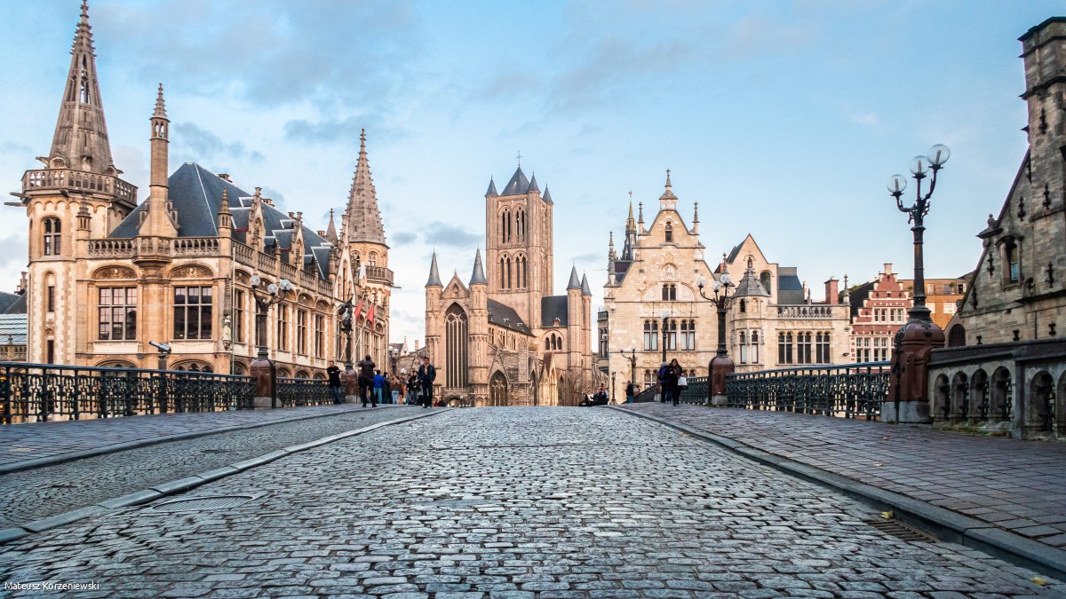 Stad Gent zet in op meer diversiteit in eigen rangen - Verso